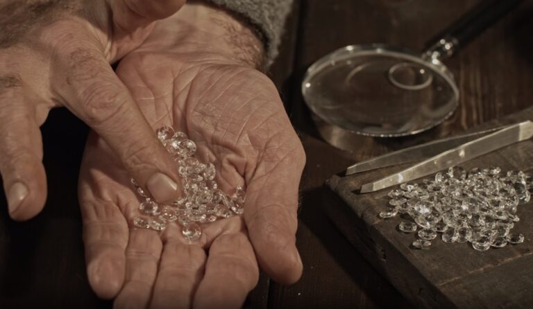 How to Identify a Raw Diamond - Tips for Accurate Identification