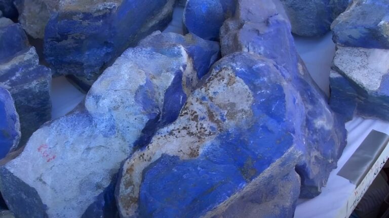 Where is Lapis Lazuli Found? - Everything you Need to Know - Rocky Road ...
